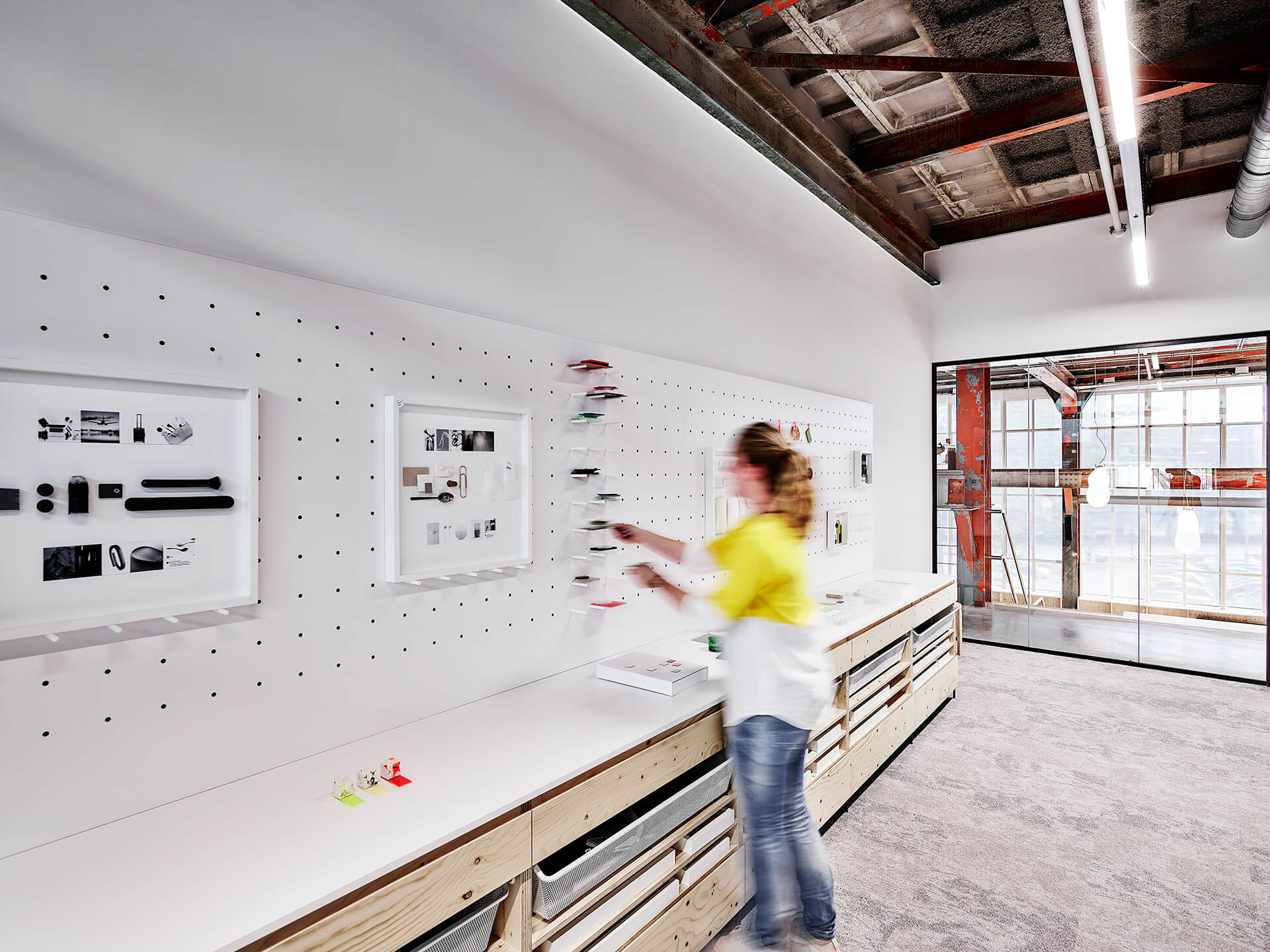 Frameweb | Atelier van Berlo breathes new life into an old Philips building