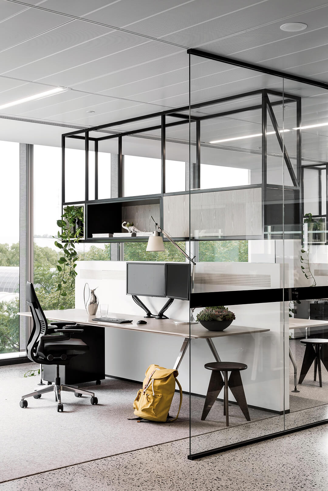Frameweb | How can you make an office feel both polished and down-to-earth?