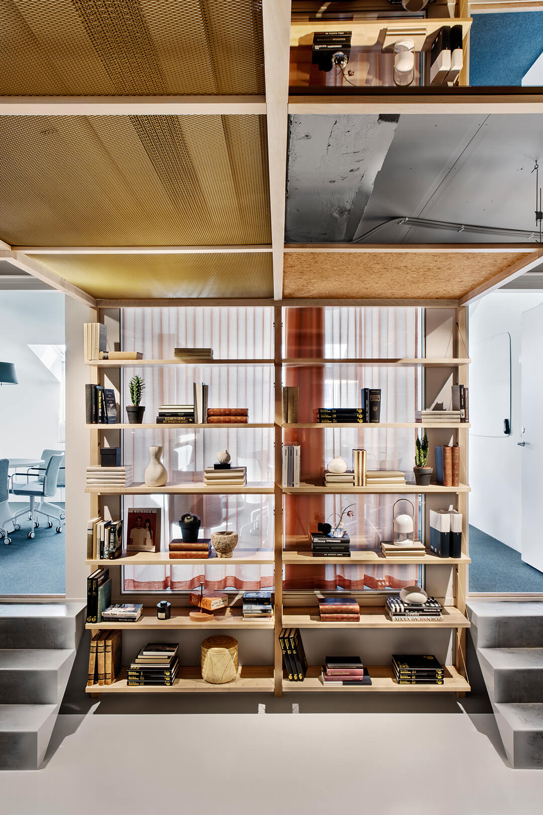 Frameweb | With its warm design, this Swedish law firm welcomes ...