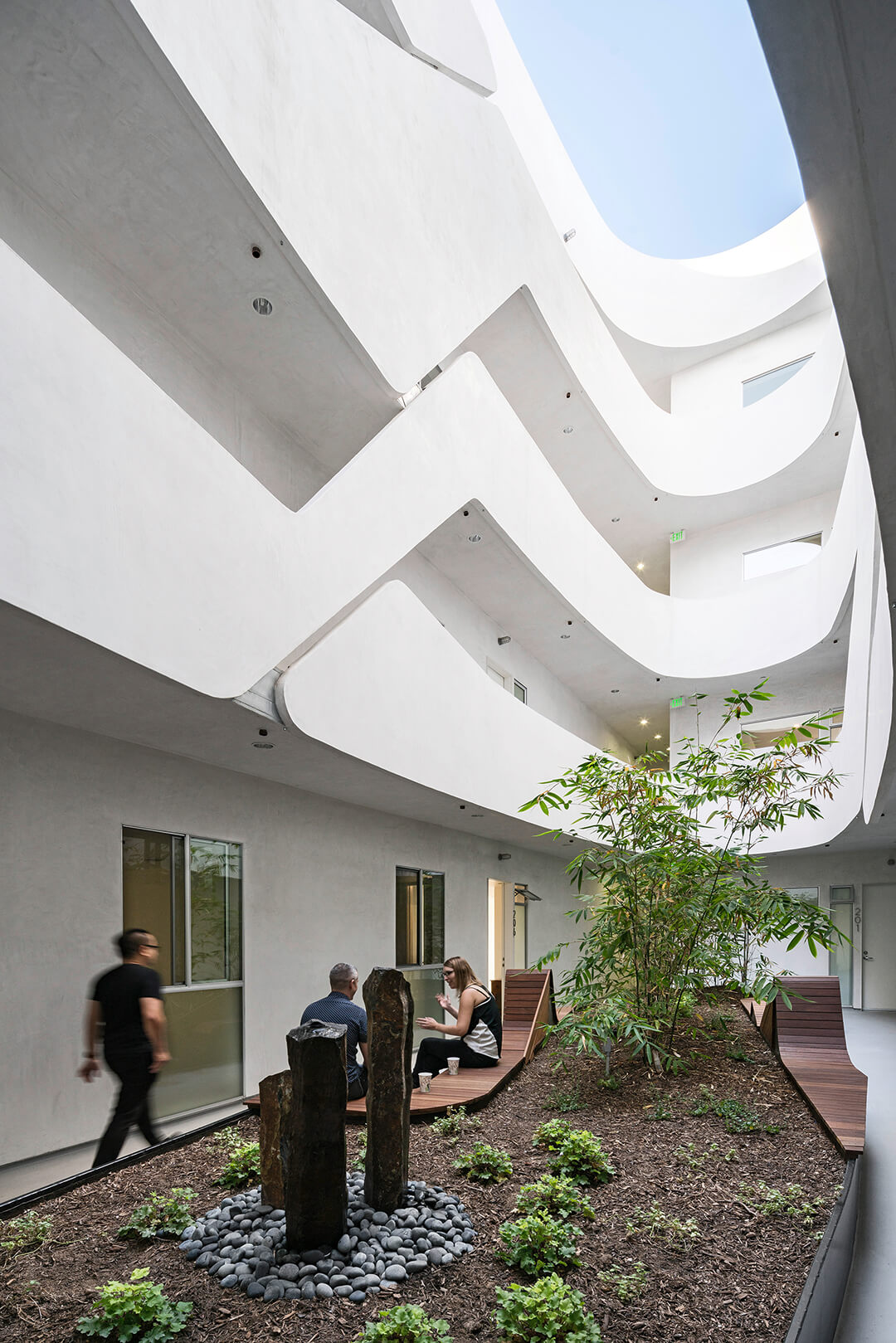 Frameweb | In Los Angeles' Koreatown, this building hides some ...