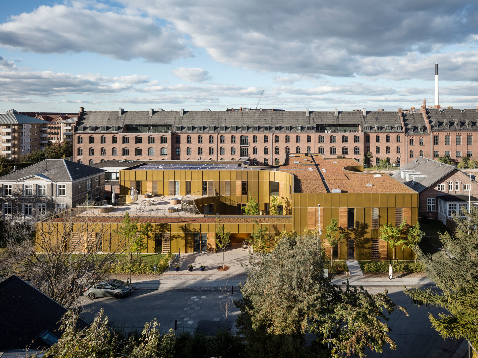 Frameweb | Nord Architects eases transition with a calming ...