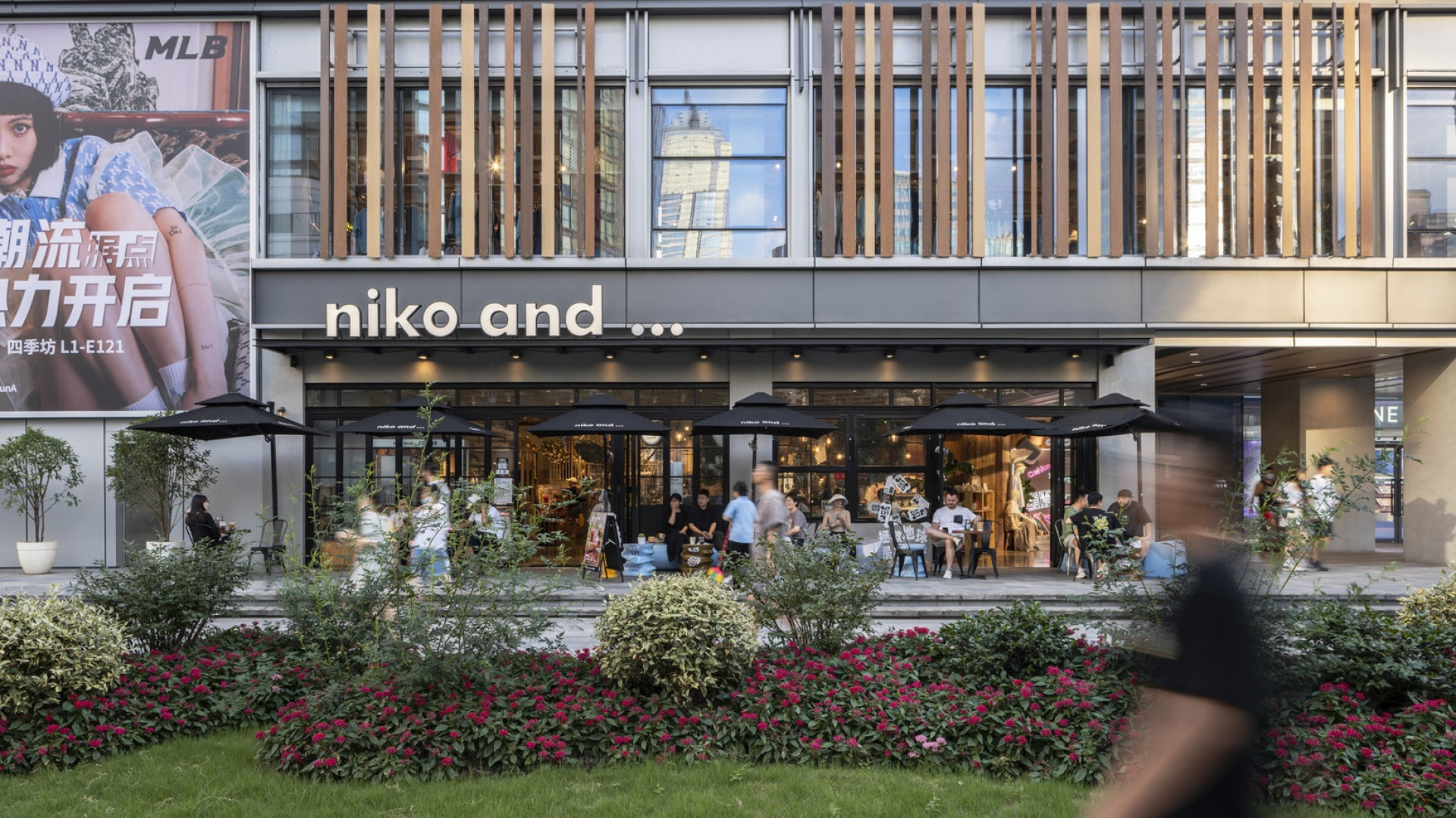 Frameweb | How can high streets be redesigned as community generators?