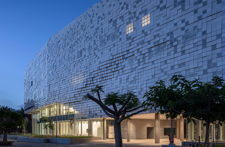 Frameweb | How architects translated the values of a Tel Aviv tech ...