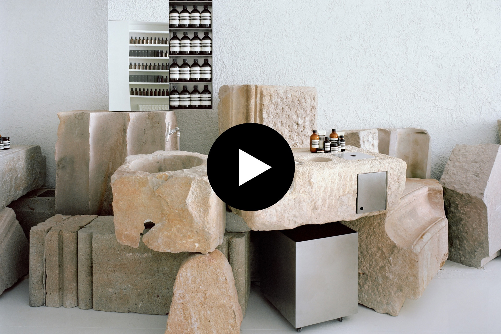 Frameweb | Video: Upcycled stone is given a second life at this award ...