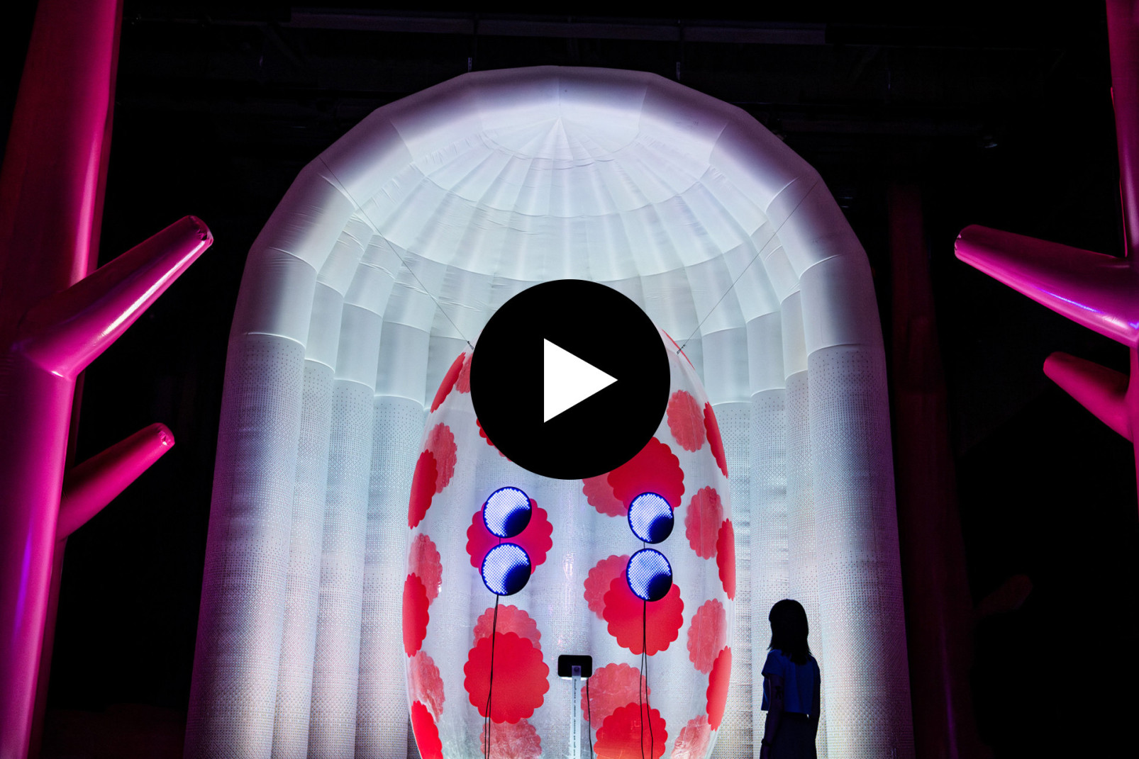 Frameweb | Video: This responsive exhibition shows AI’s potential in ...