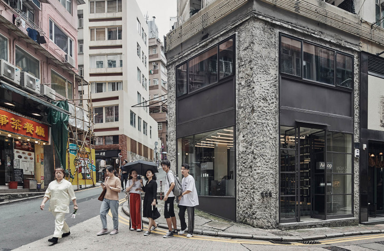 FRAME | To operate construction machinery remotely, a Japanese lab ...