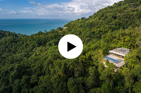 Frameweb | Video: A Brazilian treehouse ditches architectural ...