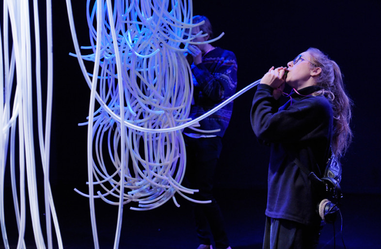 Frameweb | A contemporary musical instrument translates participants ...