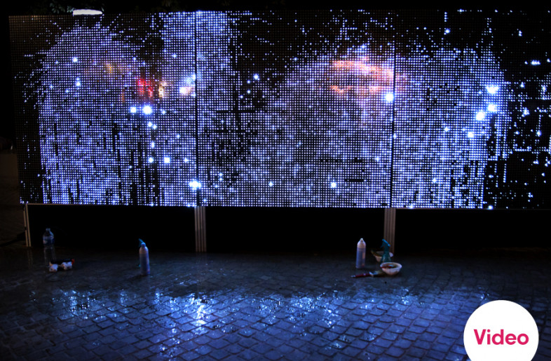 Frameweb | Water Light Graffiti Installation by Antonin Fourneau