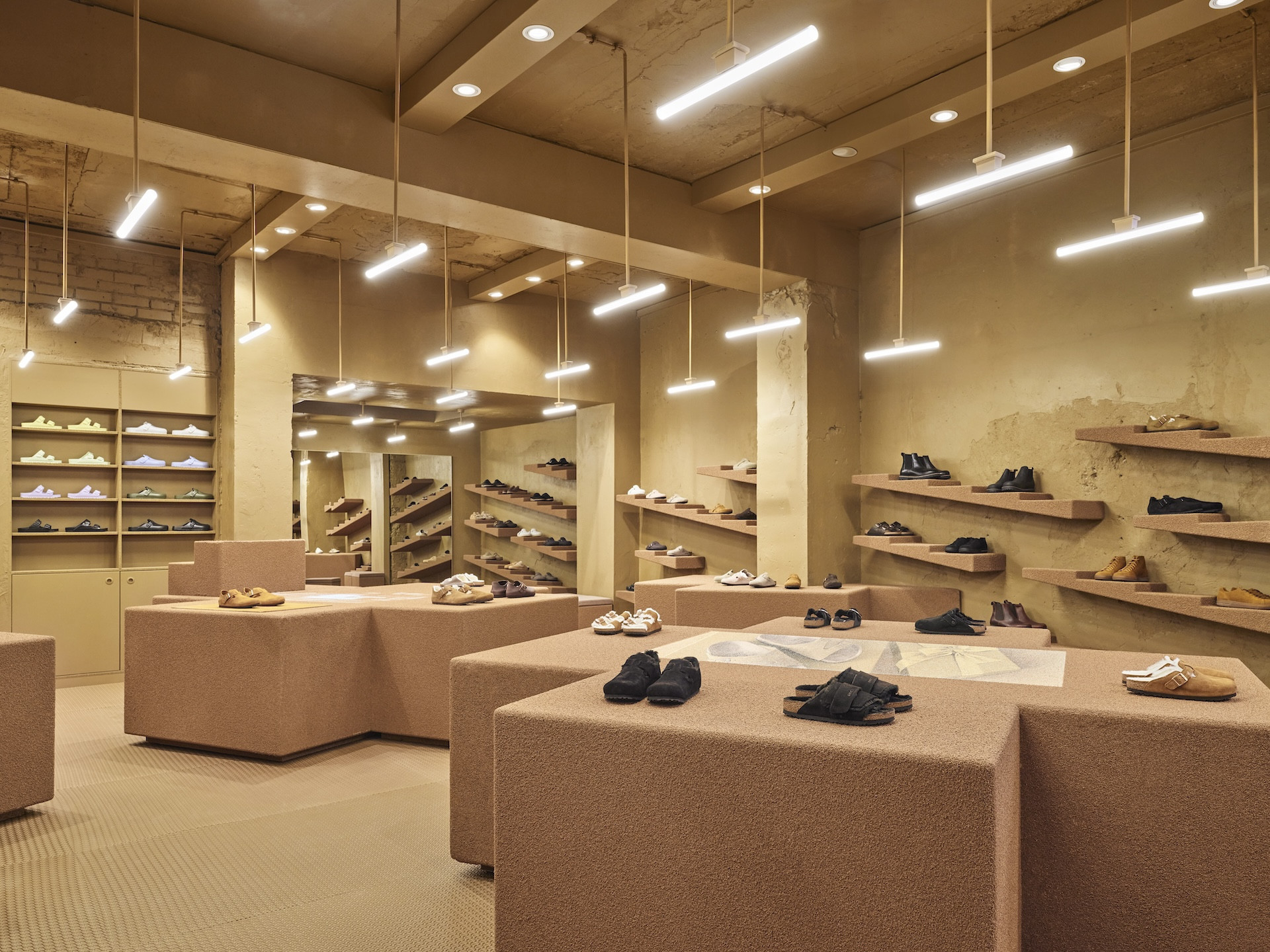 Frameweb | These 4 shoe stores are flipping the footwear shopping ...