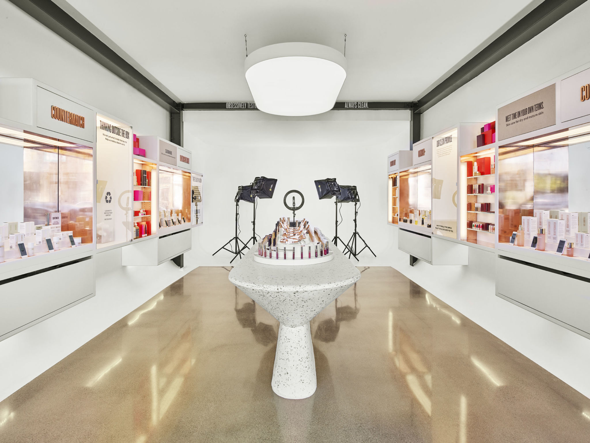 Frameweb | How broadcast stores are reinvigorating retail
