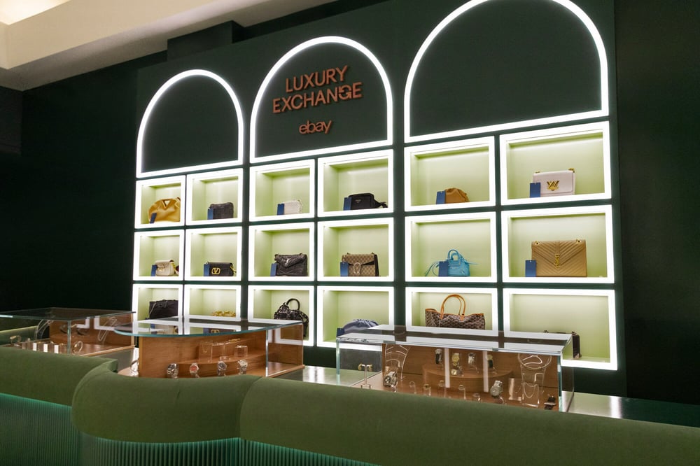 Frameweb | What impact is internet culture having on retail design?