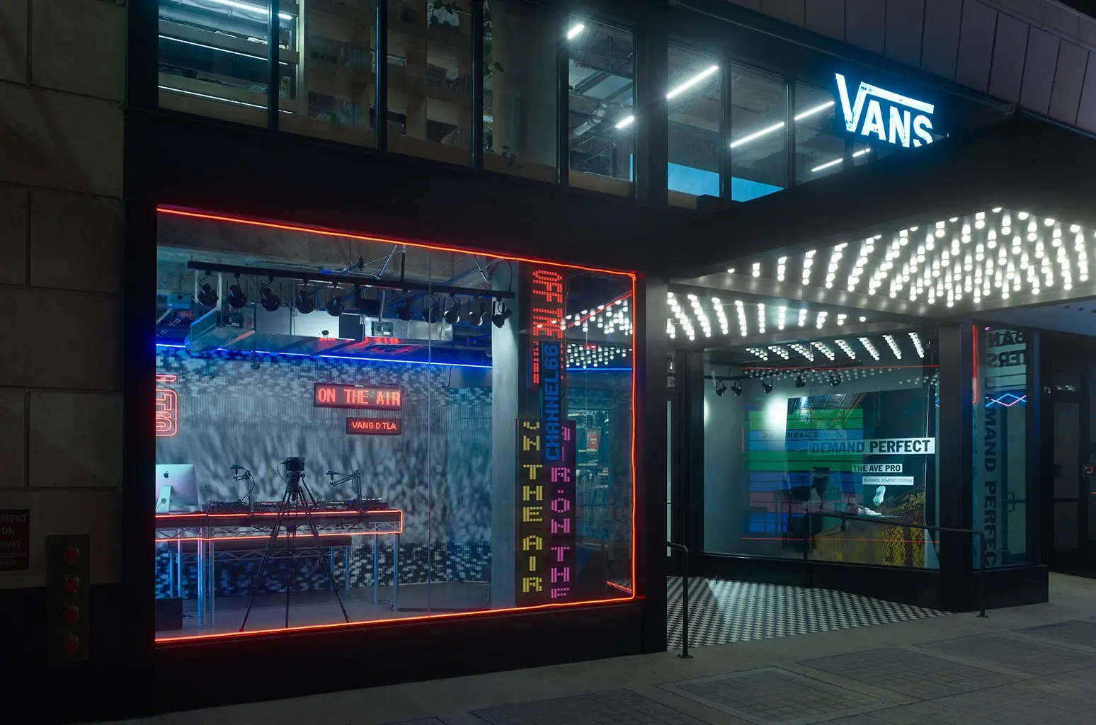 Frameweb | How broadcast stores are reinvigorating retail